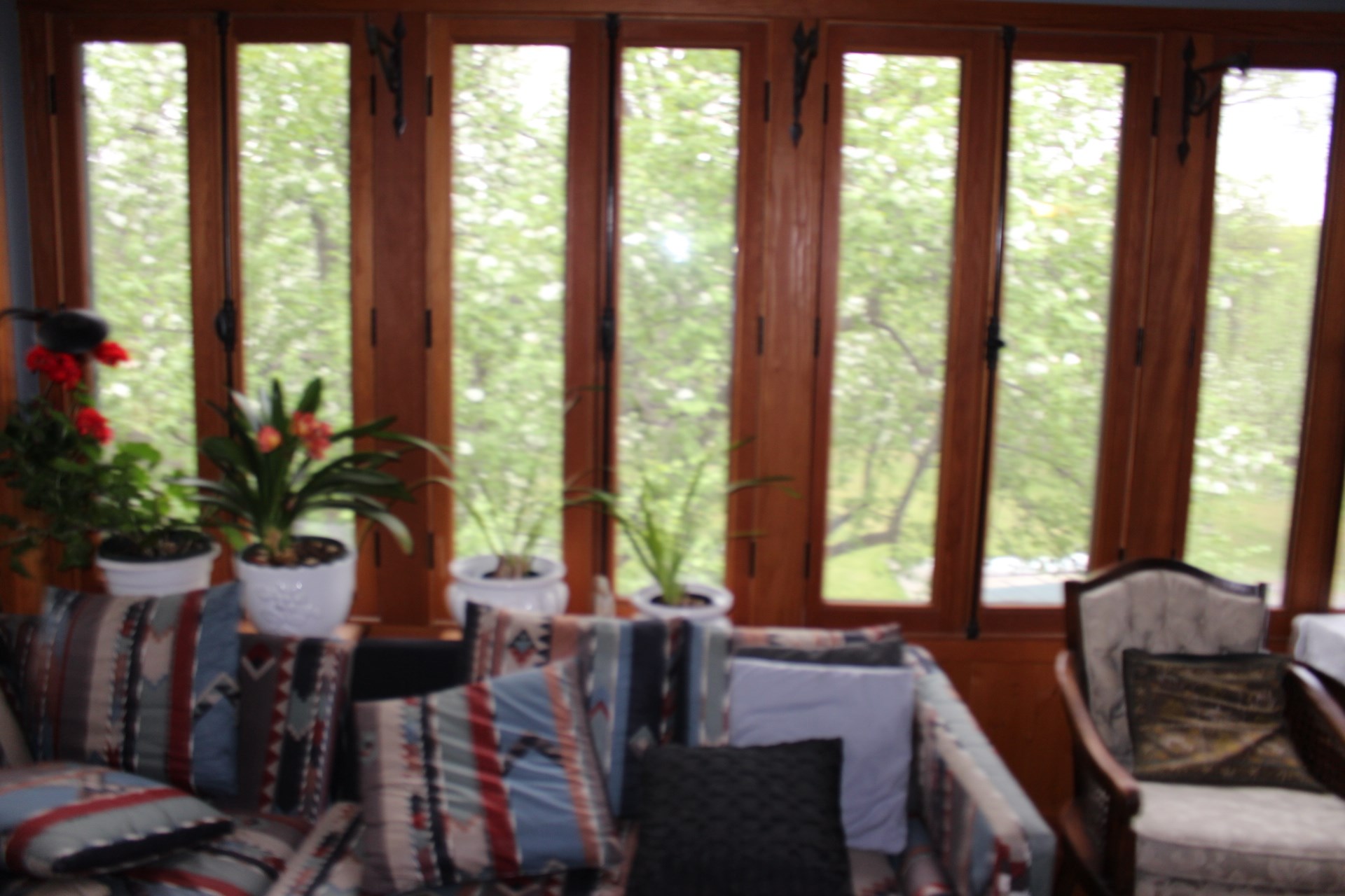 Locations Hub - Beechmount Bed and Breakfast