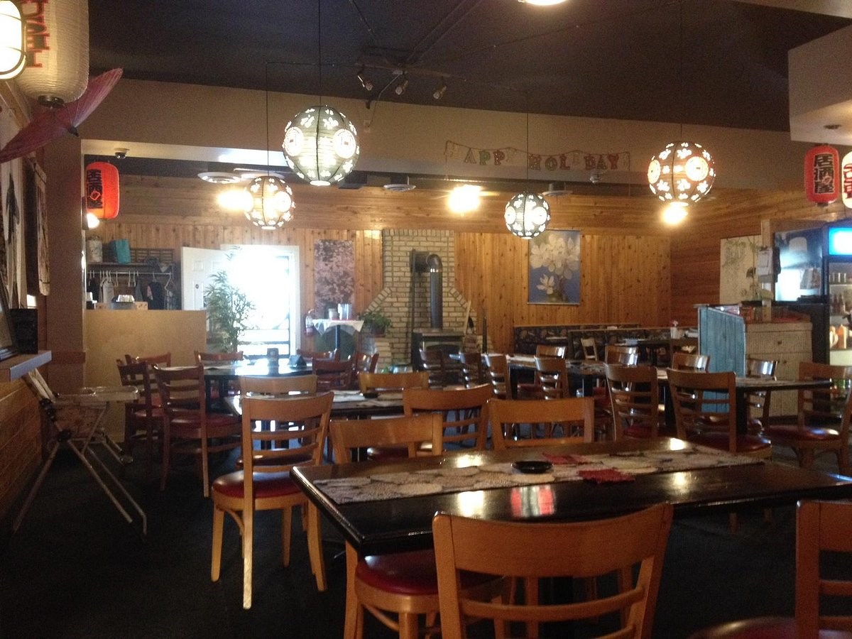 Locations Hub - Riverboat Family Restaurant & Lounge